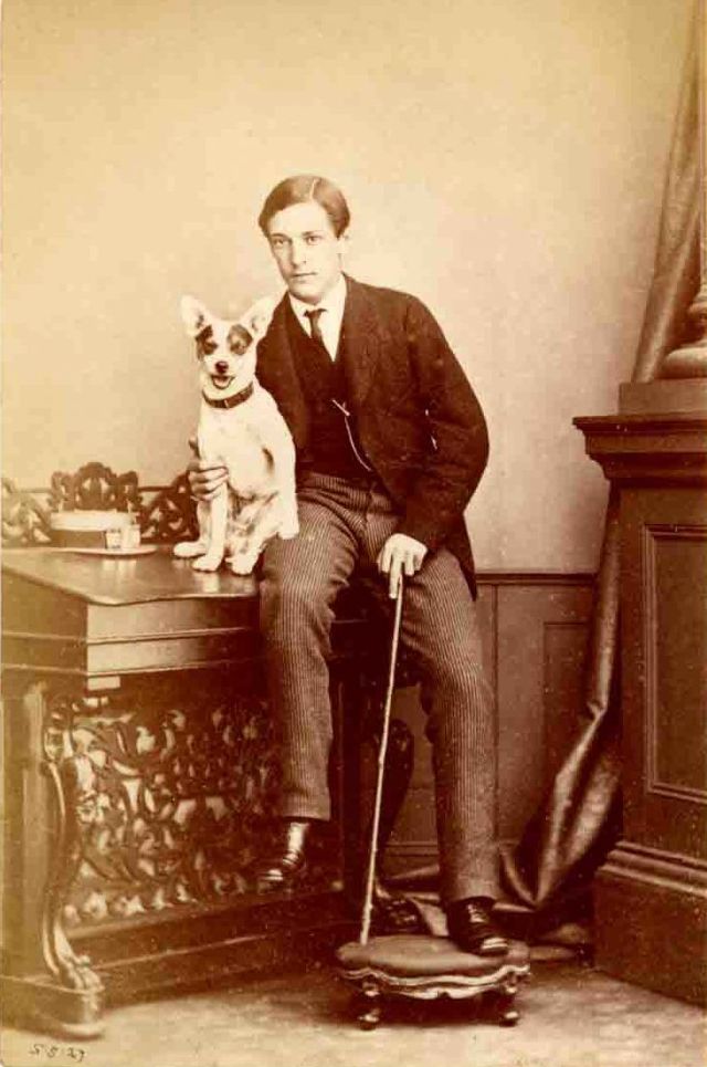 40 Lovely Photos of Victorian Gentlemen With Their Dogs From the 19th ...