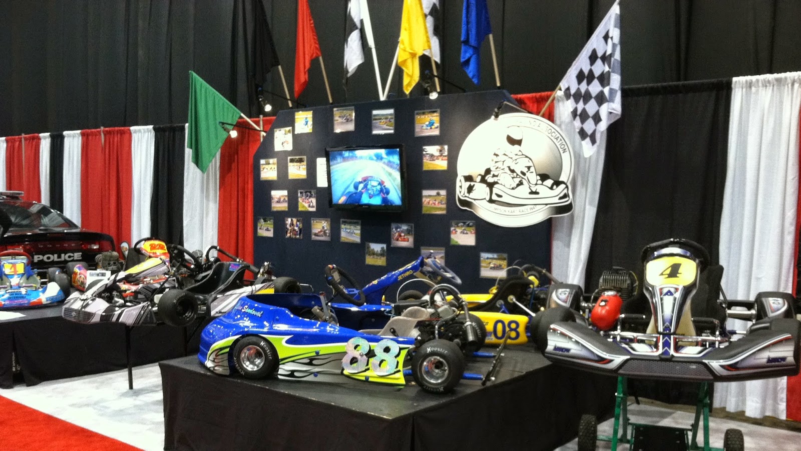 Kart Racing with team 88: WE ARE BACK!