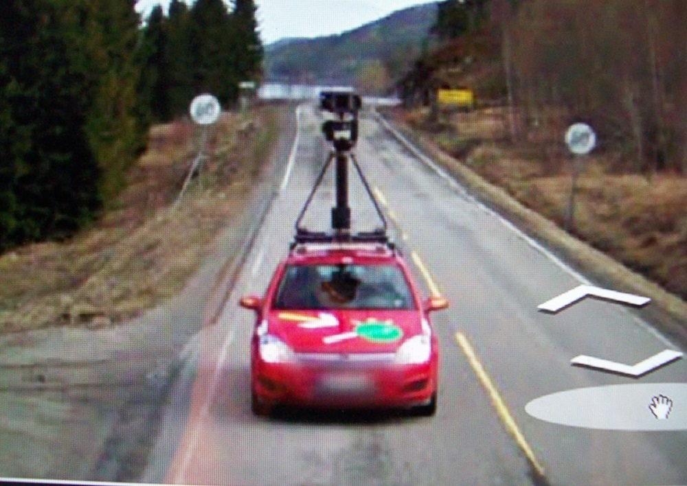 .: JORDEN RUNT PÅ EN KVART