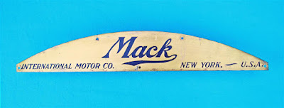 American Auto Emblems: MACK