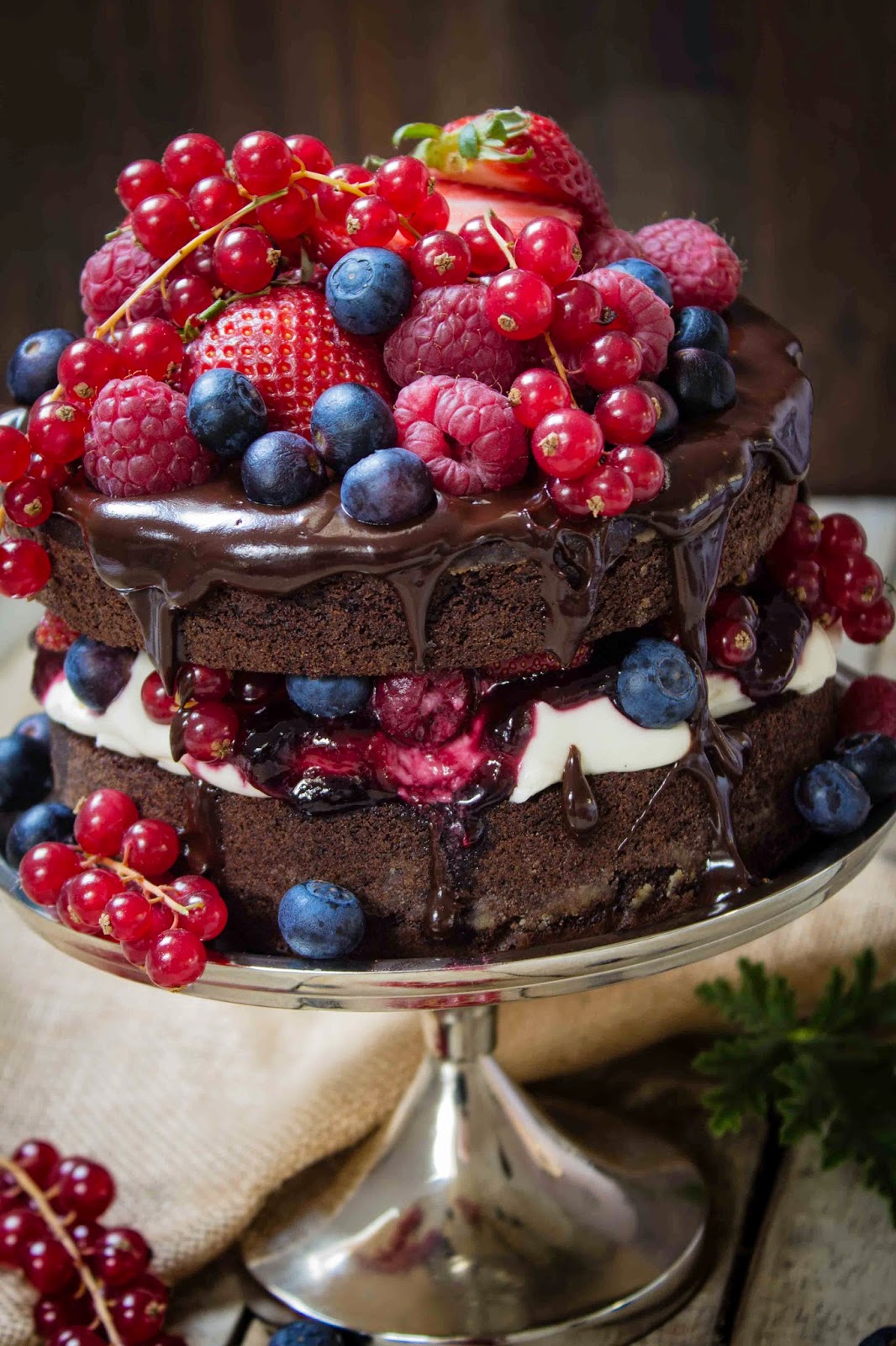 Operación Pastelito:: Tarta de frutos rojos, chocolate y mascarpone