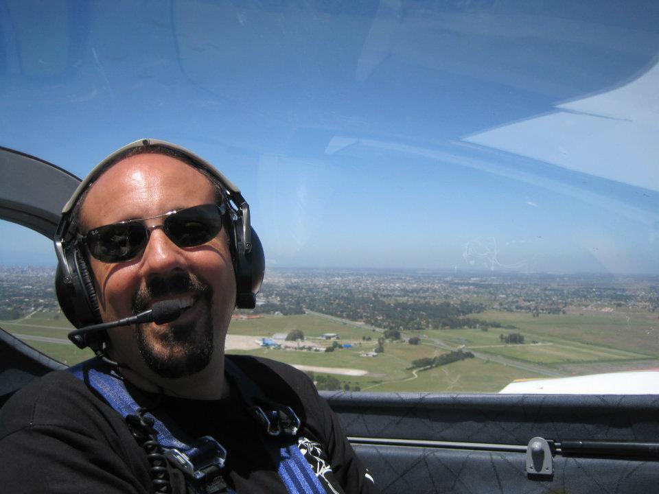 Reportaje a Roberto Buonocore, constructor de aeronaves argentino. Una ...