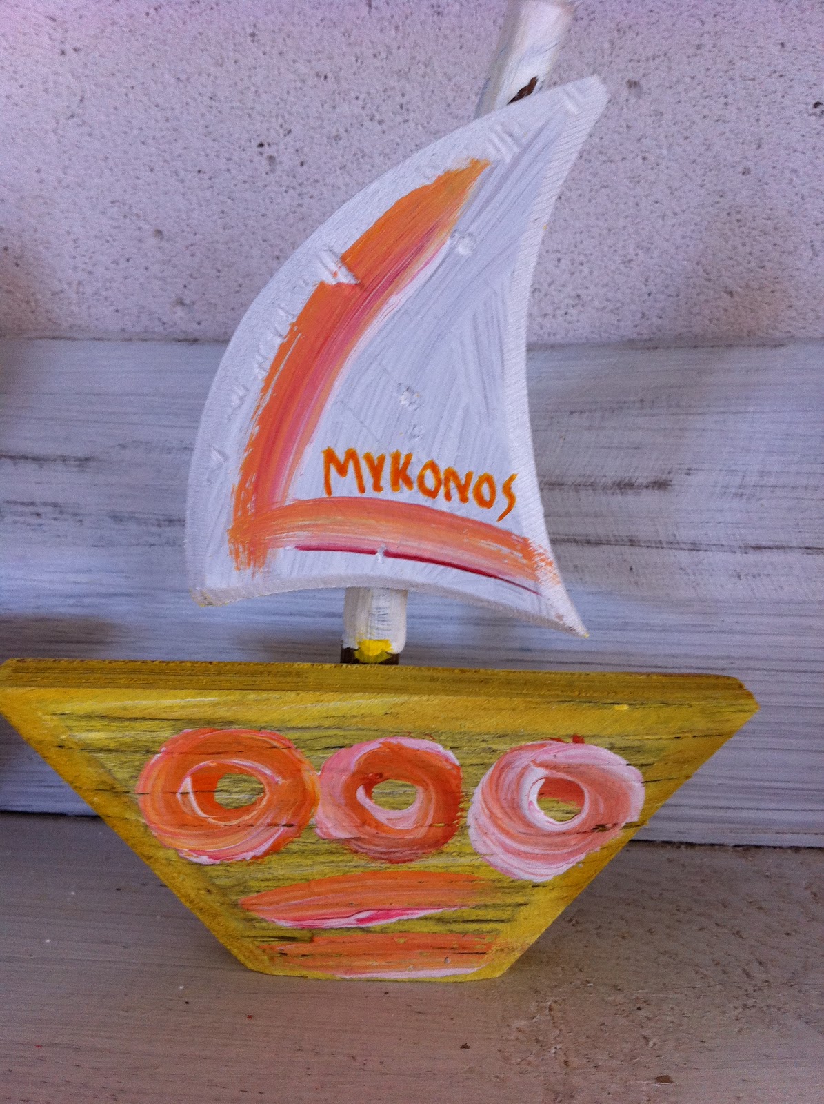 seaside mykonos furniture: Διαφορα καραβακια σκαλιστα ψαρια, βαρκουλες ...