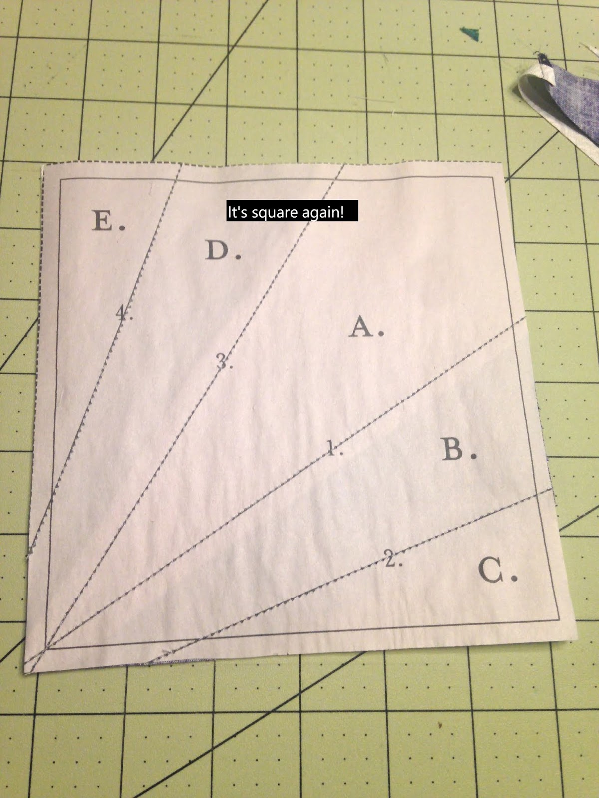Tutorial: Paper Piecing Endless Chain Quilt Block