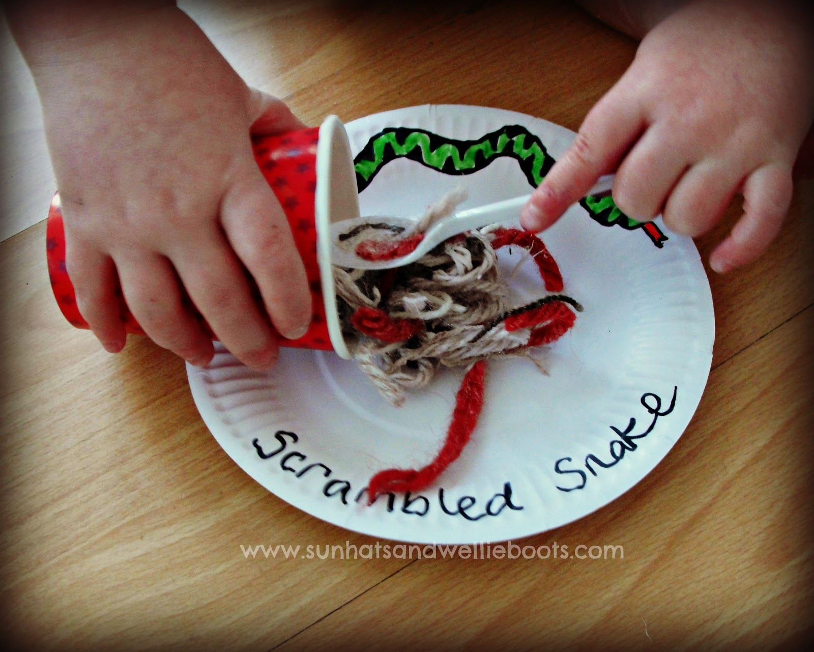 Sun Hats & Wellie Boots: The Gruffalo's Favourite Food - Craft Activities