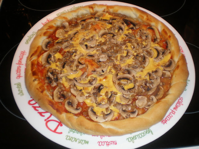 Nenine kuhinjske čarolije: Pica testo by Rudolph