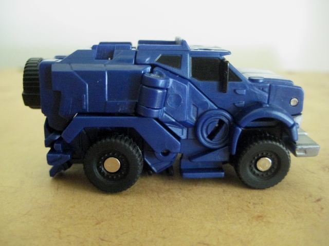 ChCse's blog: Toy Review: Transformers Prime Breakdown (Legion)