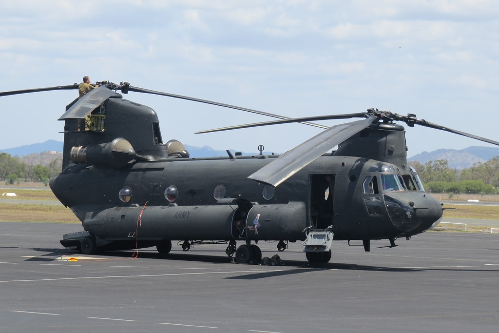 Central Queensland Plane Spotting: Australian Army Boeing CH-47D ...
