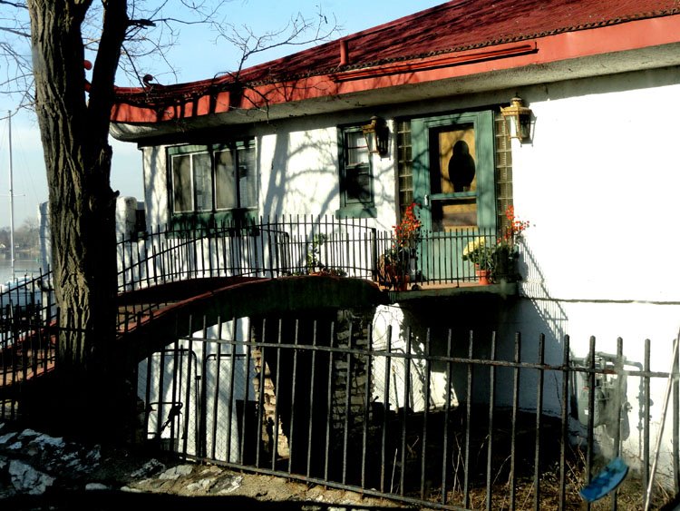 RETRO KIMMER'S BLOG: HARRY BENNETT'S PAGODA HOUSE!