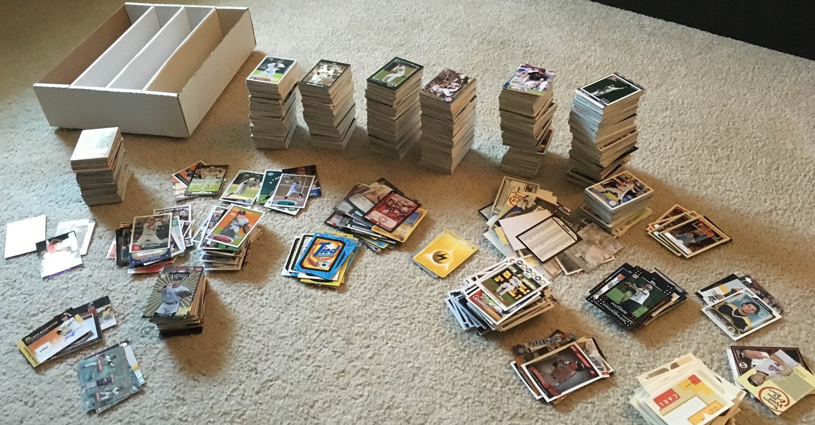 The Chronicles of Fuji: Flea Market Finds #112: Lunch Pails, Cards, and ...