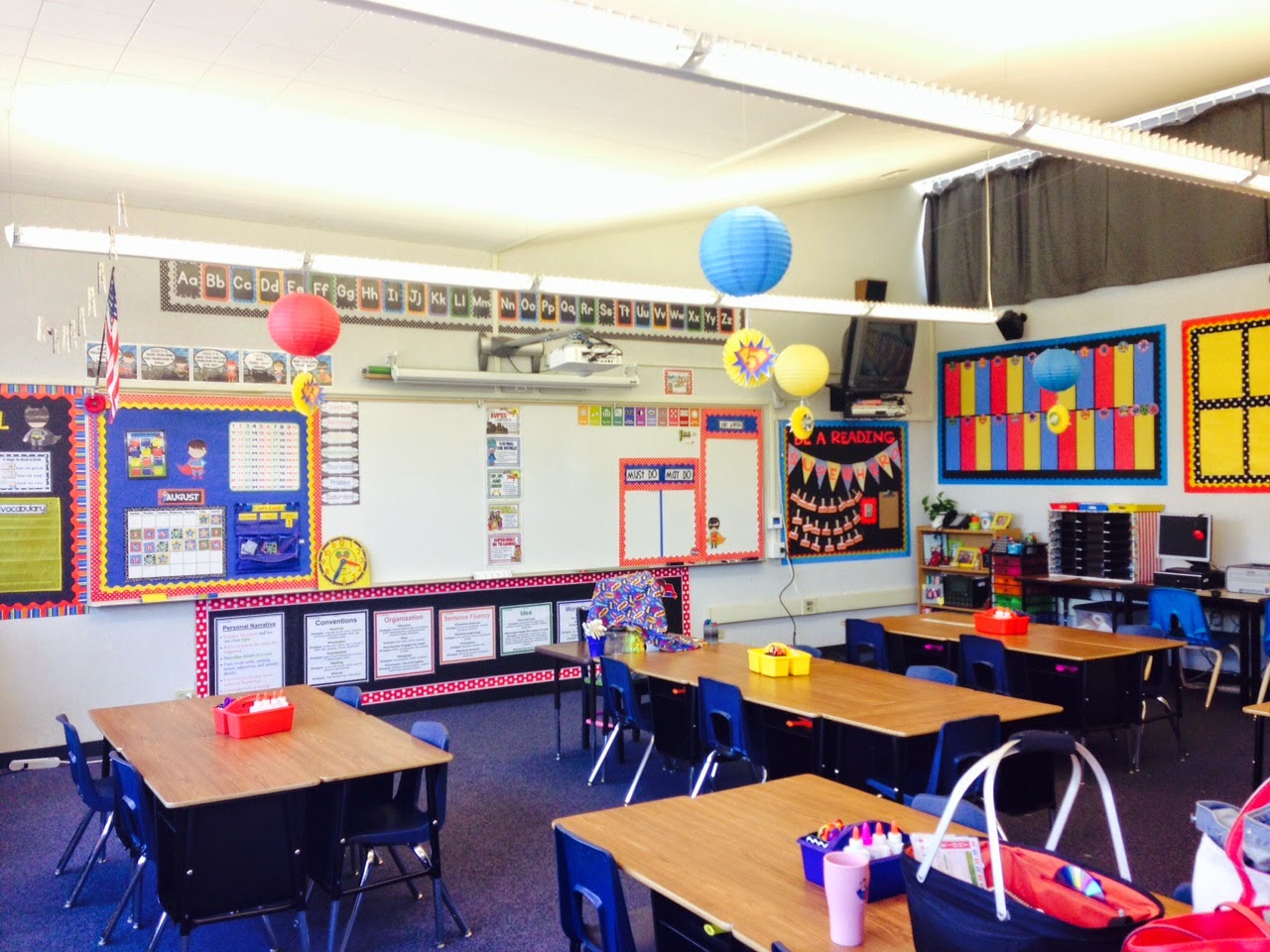 Life is Great in Second Grade: Classroom Tour Part 1
