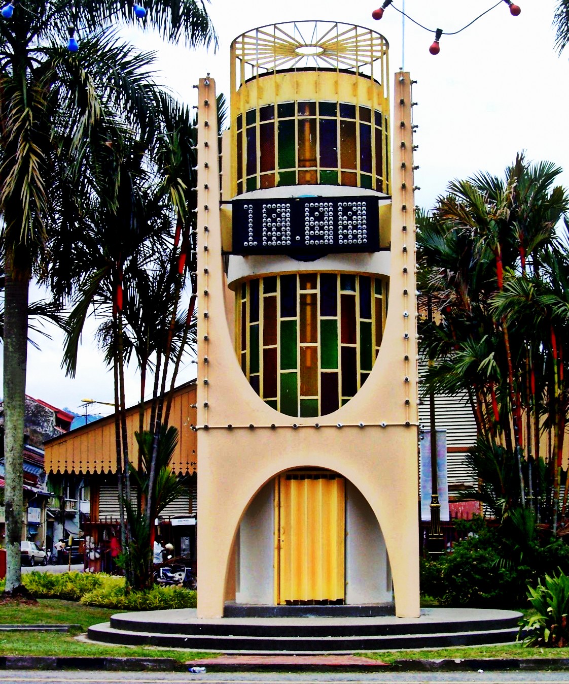 Post 8 - Menara Jam di Malaysia - Relaks Minda