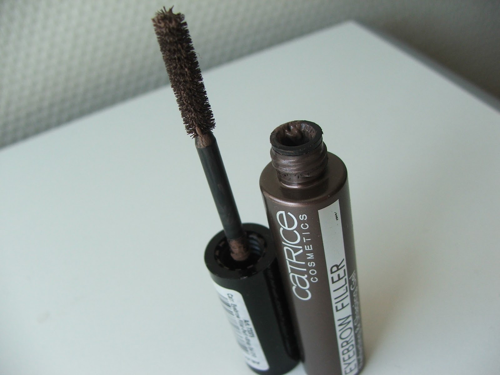 GirlsAndBeyond: Catrice Eyebrow Filler & Catrice Lash/Brow Designer