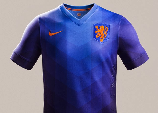 Nike reveals Netherlands 2014 Away Kit | DISKIOFF