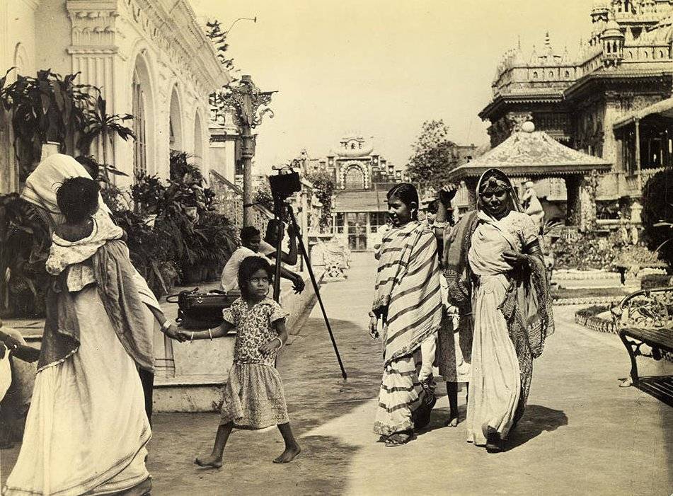 60 Amazing Vintage Photos Show Everyday Life in Calcutta, the Capital ...