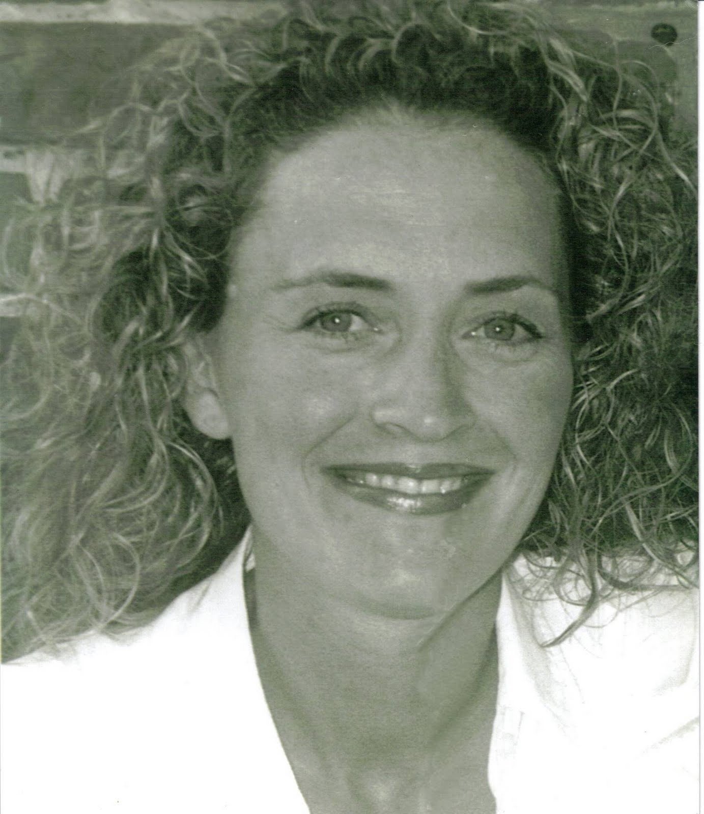 Story Book Tails: Take Five with Jenn Ross