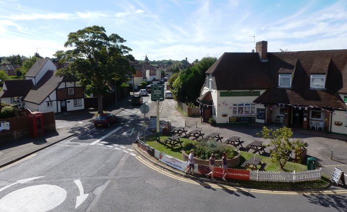 Tongham Tasters' Wine Blog: Tongham Hop Trail