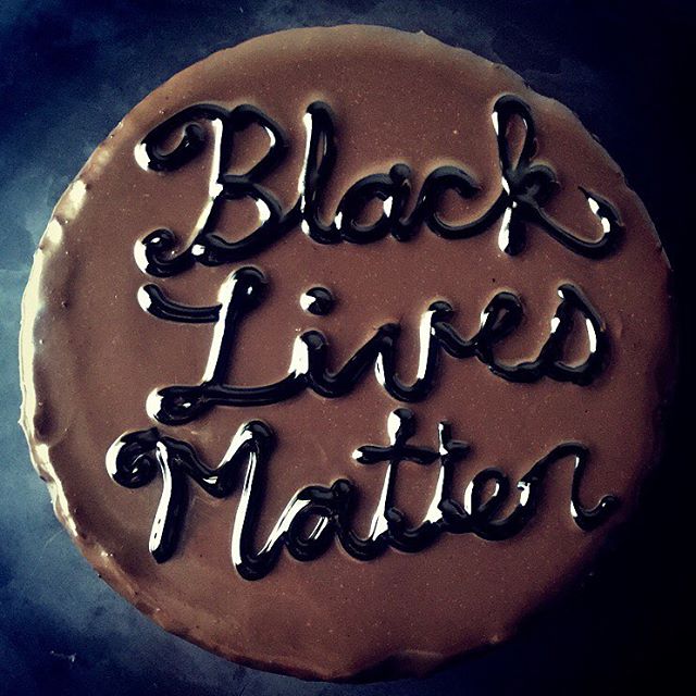 Pippa's Cabinet: Protest Cakes