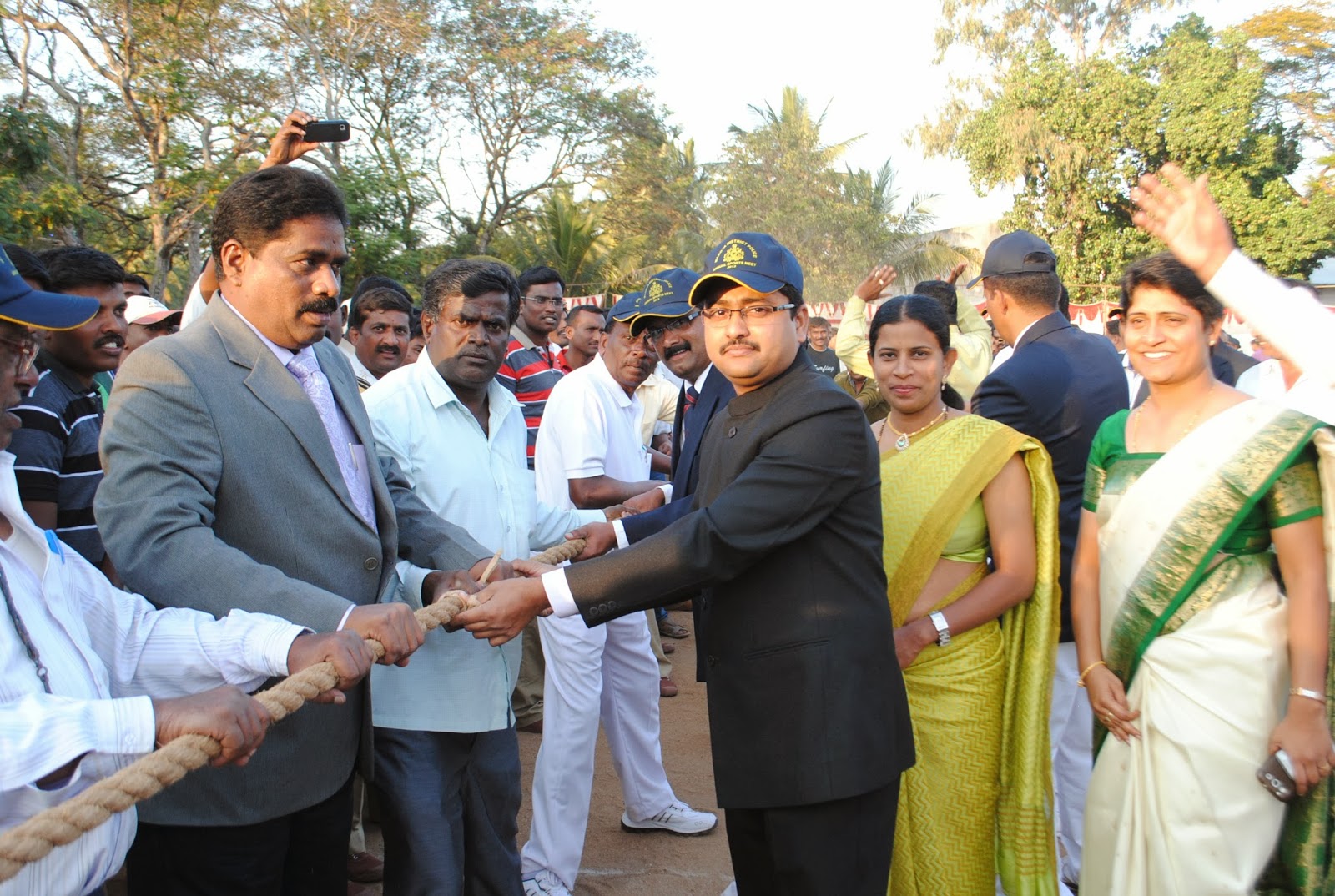 MANDYA DISTRICT POLICE: MANDYA DISTRICT POLICE ANNUAL SPORTS MEET -2013