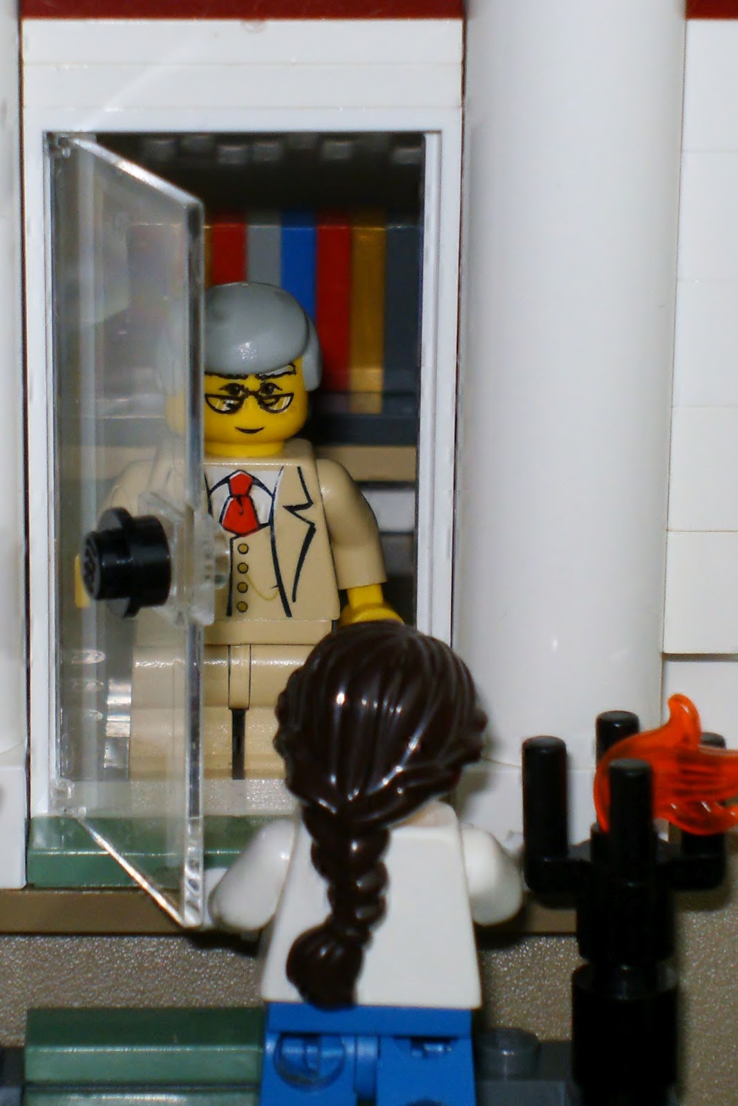 LEGO Wayne Manor and the Batcave