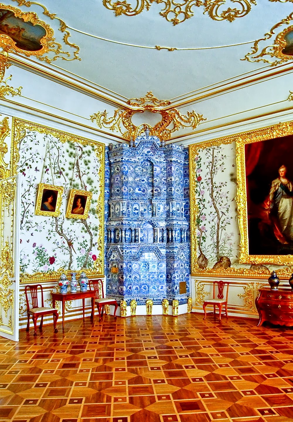 loveisspeed.......: The Catherine Palace is a Rococo palace located in ...
