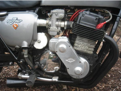 Cling on for dear life !!!: RC Drag Bike From Denmark