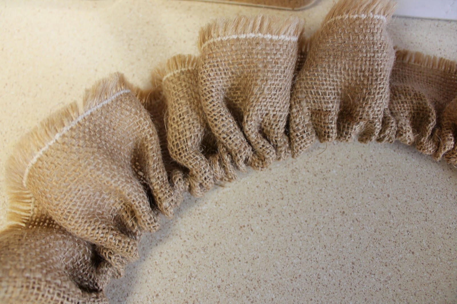 : How To: Burlap Ruffled Wreath