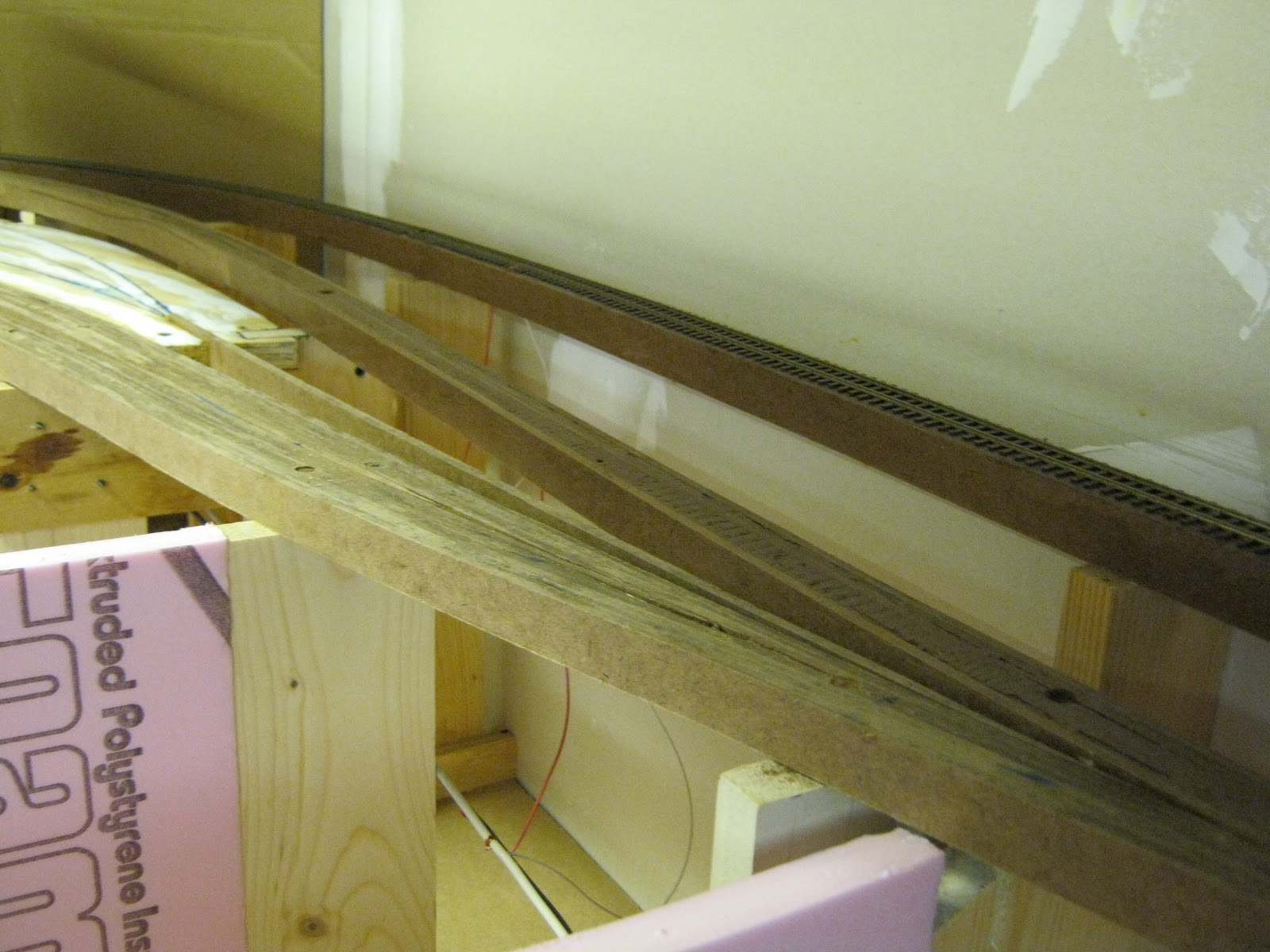 The Model Railroader's Notebook: The Willamette River Railway - Spline ...