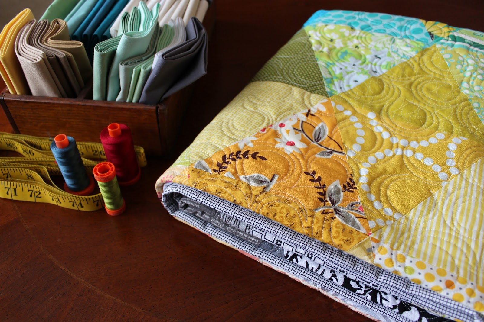 Teaginny Designs: Scrappy Triangles Quilt