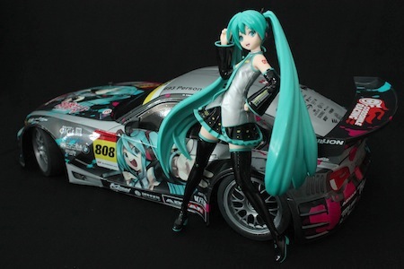 Dennis-Toys: Tamiya Remote Control RC 1/10 Scale Hatsune Miku Studie GLAD