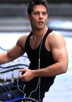 CRUSHLIST: Dean Geyer