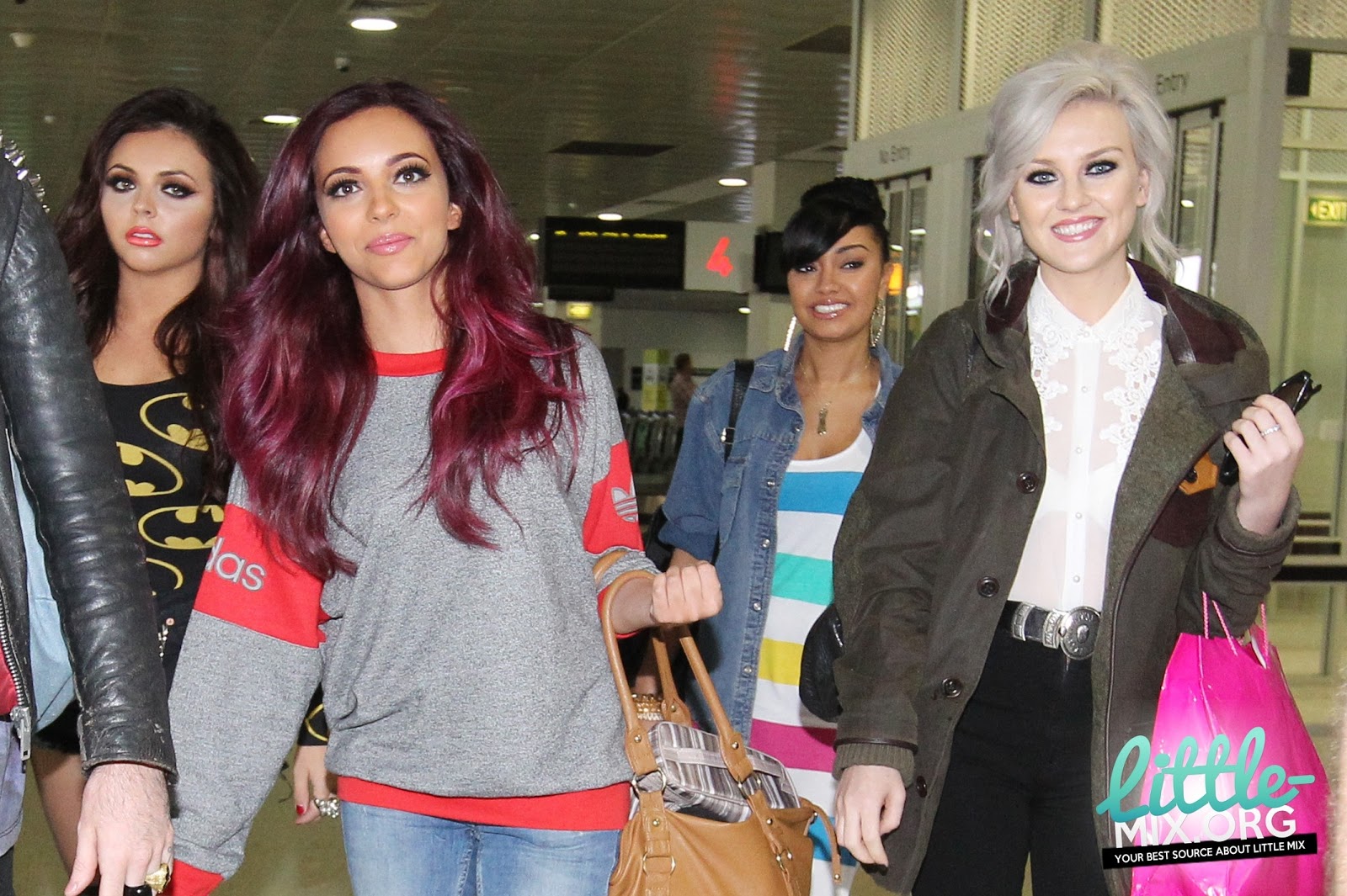 Spain Little Mix: Little Mix en el Melbourne airport 1/11/12
