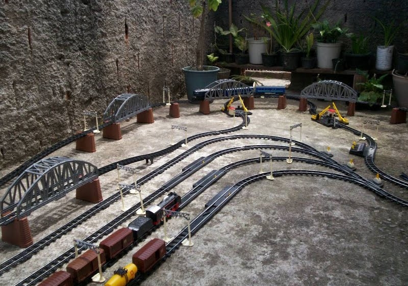 Playtoy Brinquedos: Maquete Ferrorama