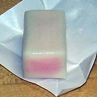 Japanese Snack Reviews: Morinaga Peach Hi-Chew