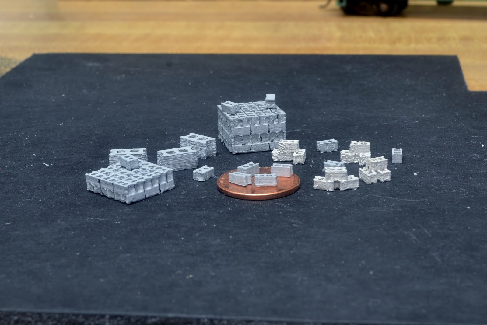Nirvana Valley Model Railroad: M3D Printer #3, Concrete Blocks in HO scale