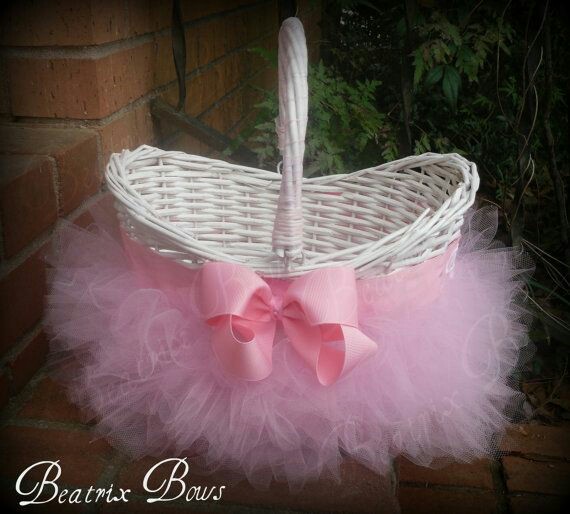 Ideas 101: How to decorate a basket with tulle
