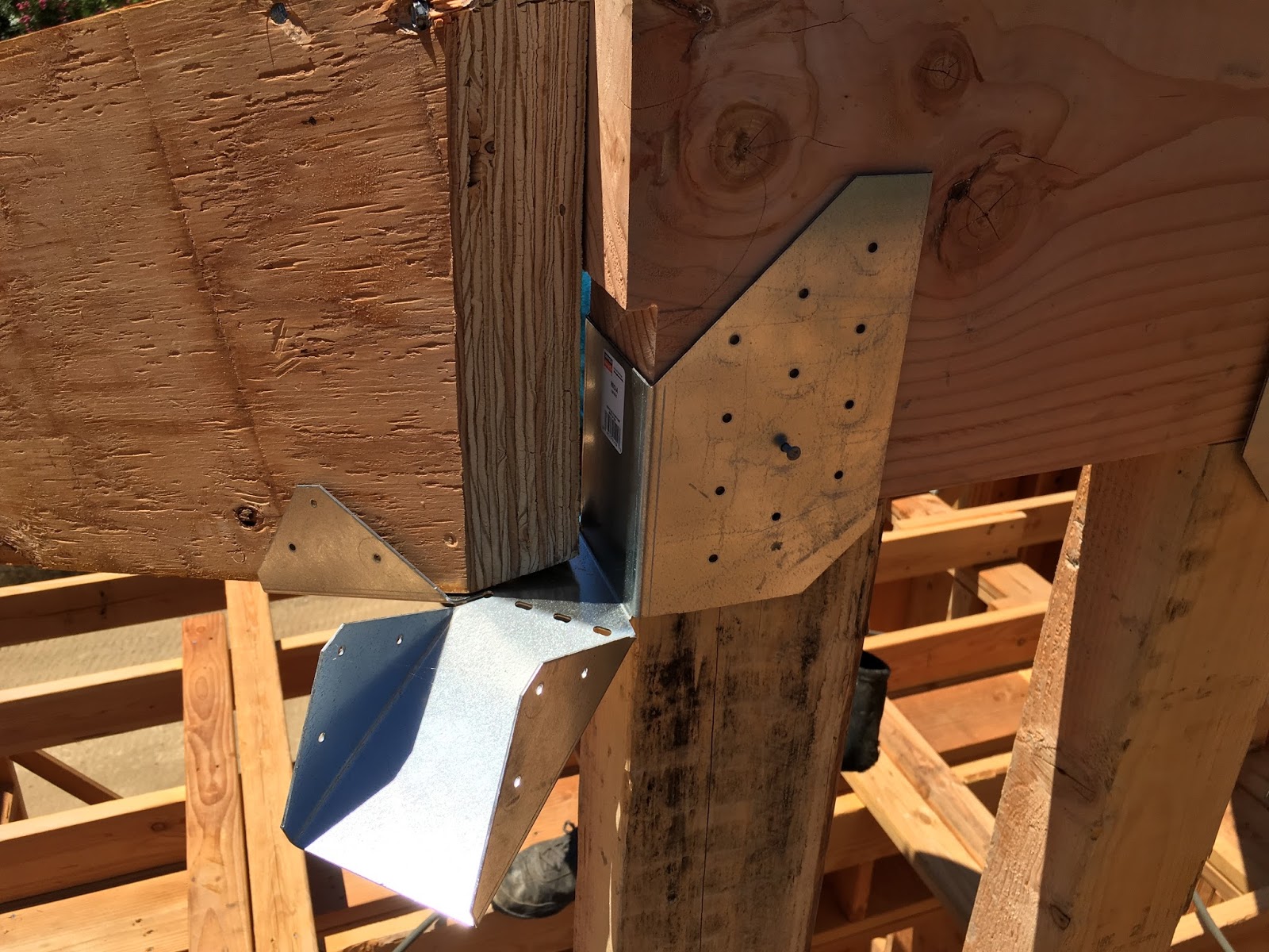 Roof Framing Geometry: Simpson Strong Tie HRC44 Hanger Installation