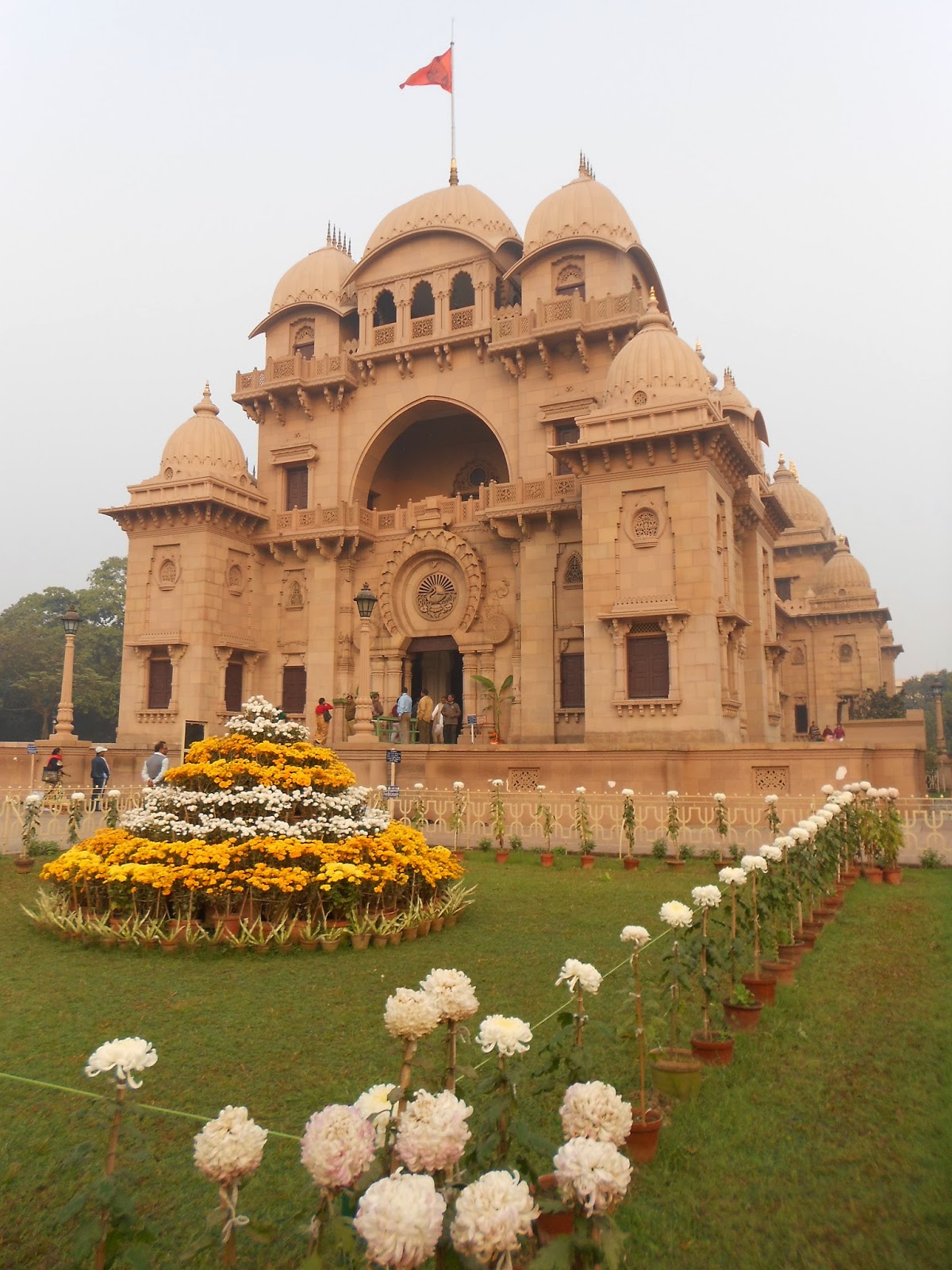 Belur Math Kolkata – The headquarters of Ramakrishna Math / Ramakrishna ...