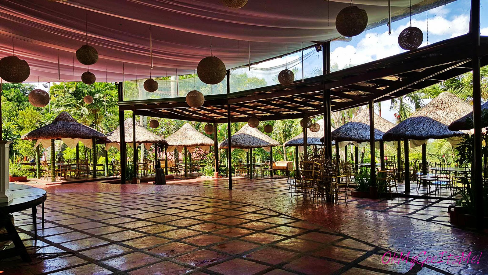 Oh My Gee Its Me! : The Loreland Farm Resort Experience