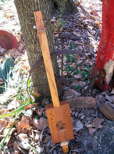 Home Made Junk Guitars: Outlaw Hillbilly Foot Stomping 3 String ...