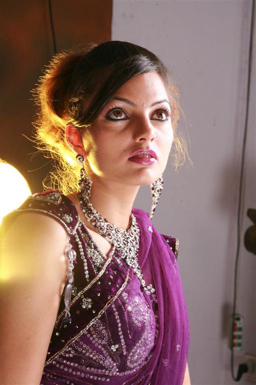 bollywood2hollywoodpro.blogspot.in: Jaismin jassi Punjabi singer Model ...