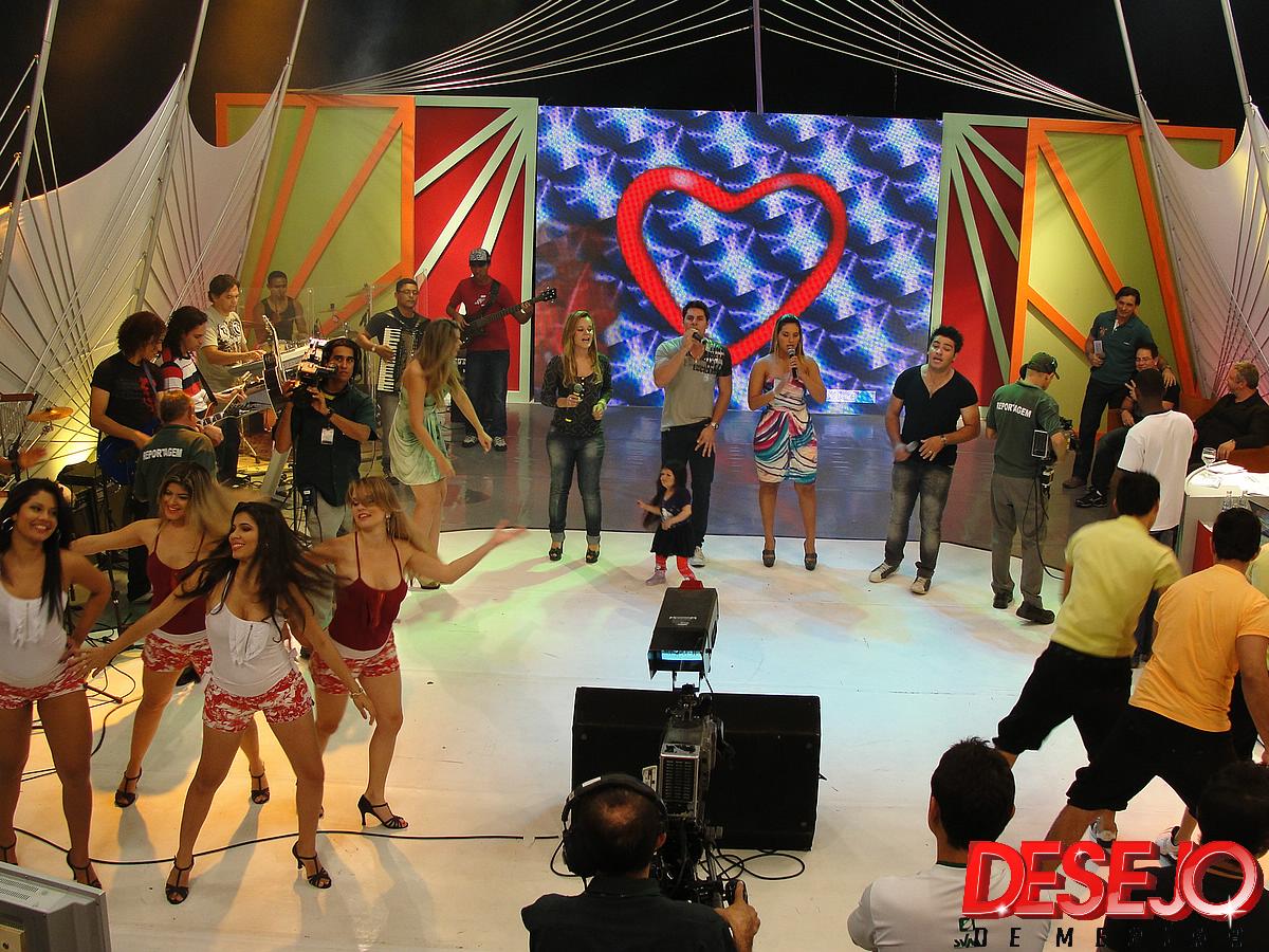 Fã Clube Oficial Família Desejo: GRAVAÇÃO DO PROGRAMA JOÃO INACIO SHOW ...
