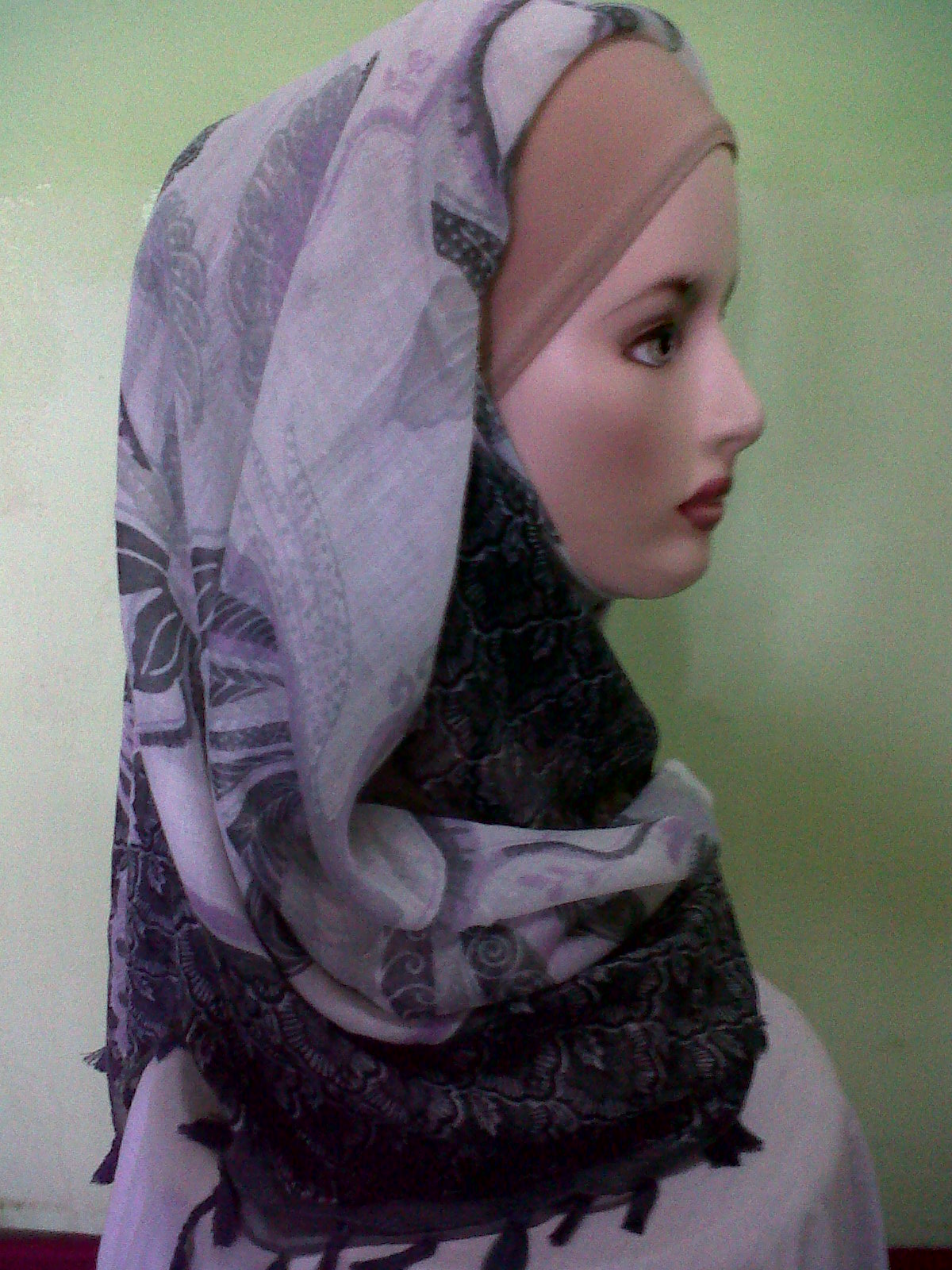 Chantique Online Shop: TUDUNG BAWAL CORAK