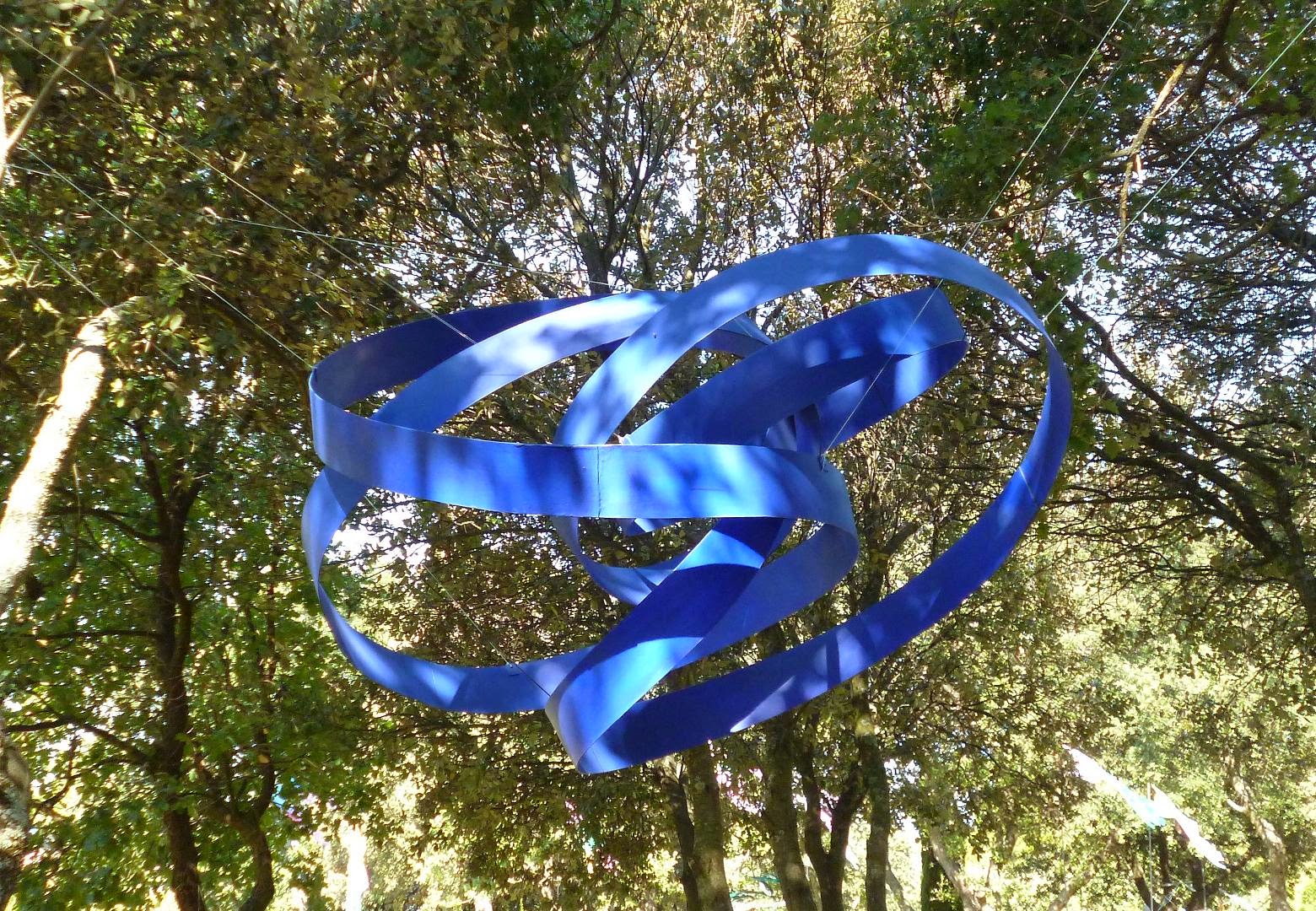 Jacques Salles: Grand ruban bleu outremer - atelier de l'artiste à l ...