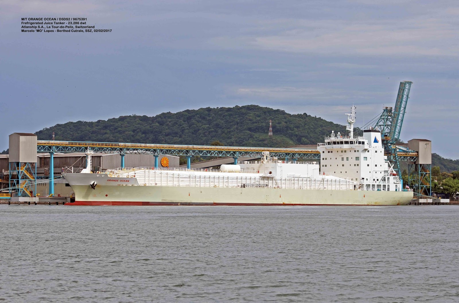 Santos Shiplovers: M/T Orange Ocean / D5DS2, Loading concentrated ...