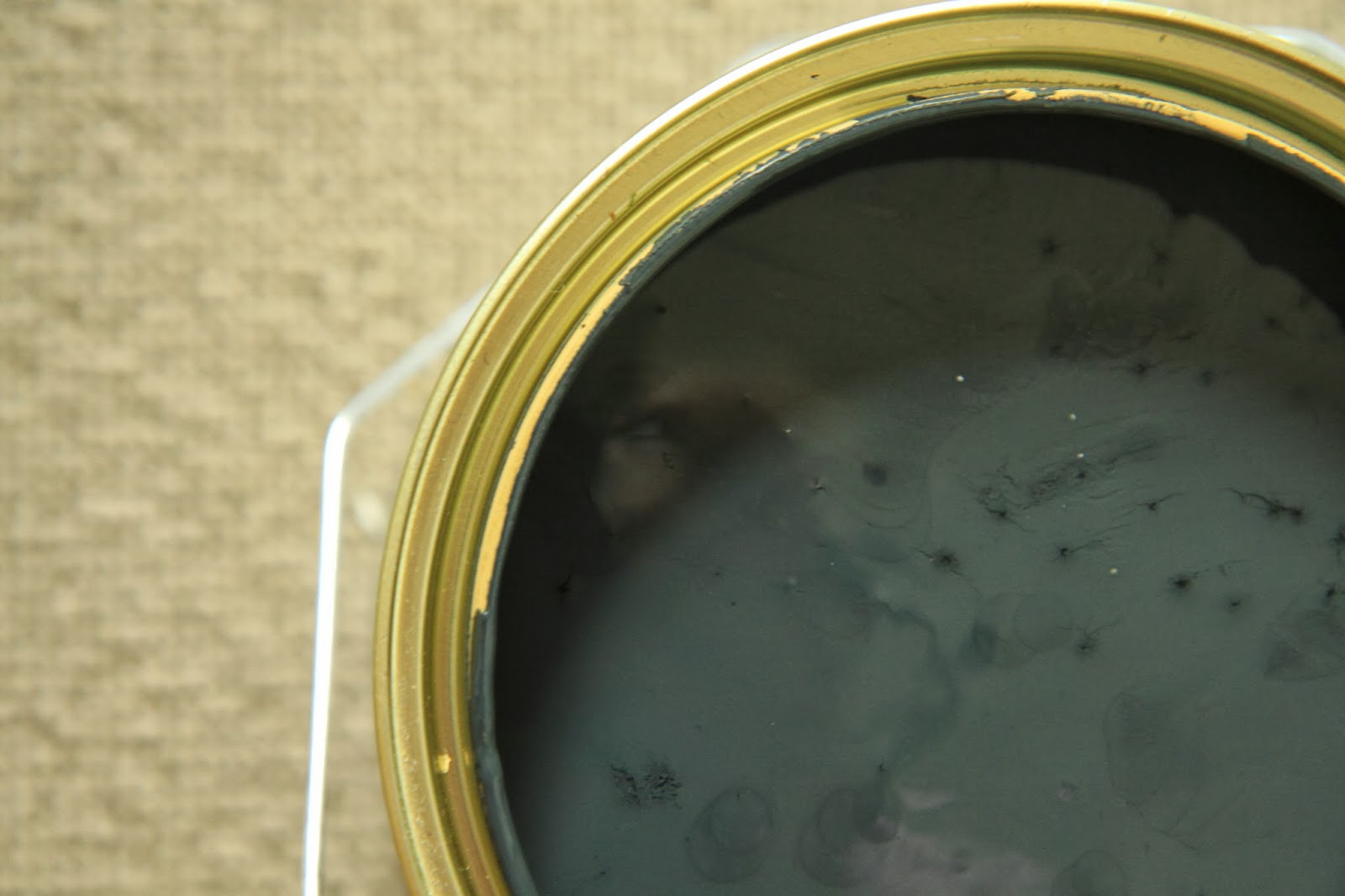 Modern Country Style: Beginner's Guide To Chalk Paint