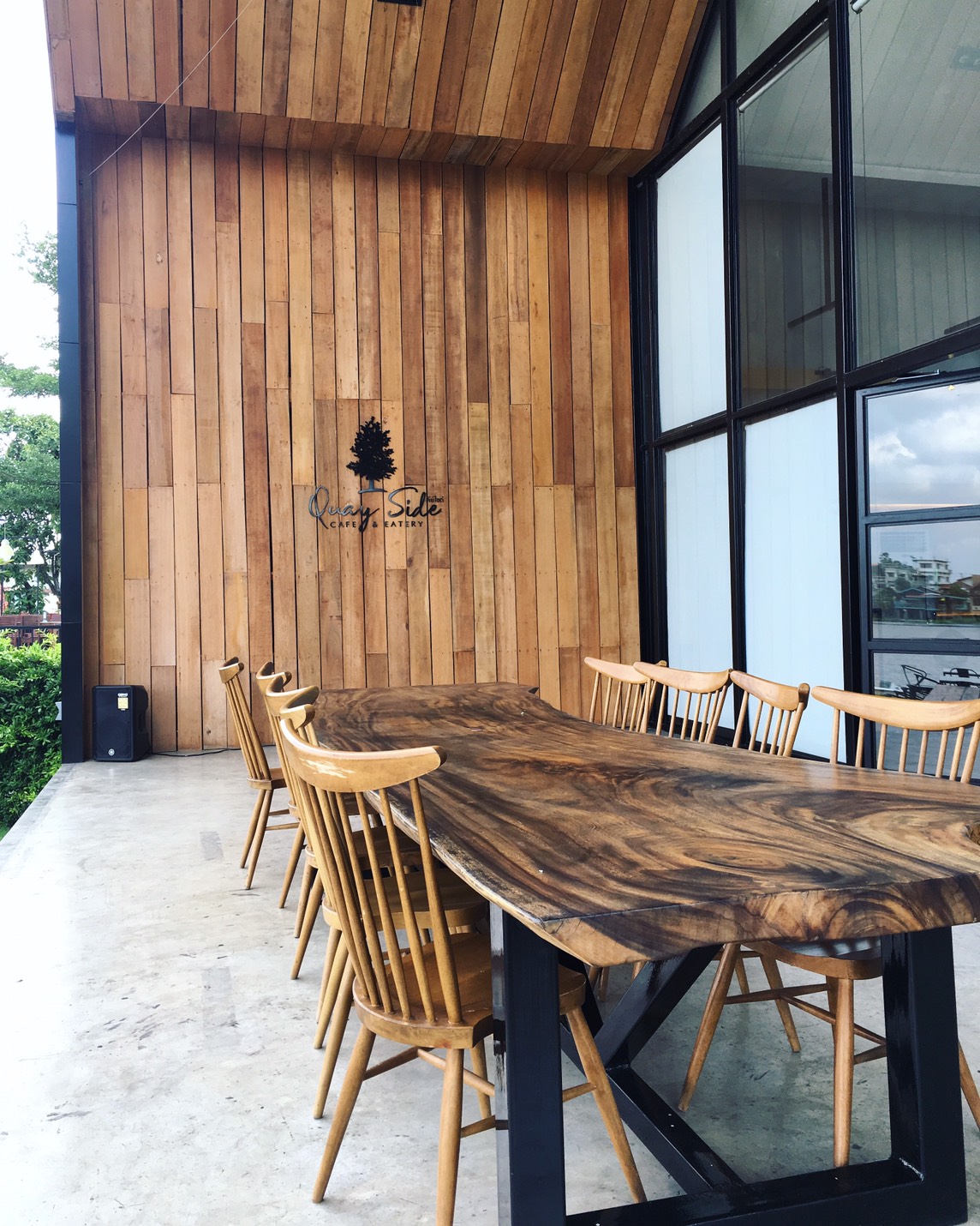Quay Side Cafe & Eatery (คีย์ไซต์) กาแฟหลักร้อยวิวหลักล้าน
