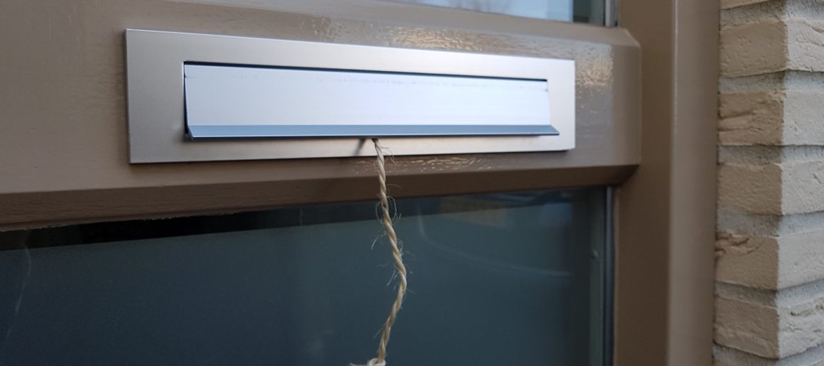 Barends Blik: DE KLOP OP DE DEUR