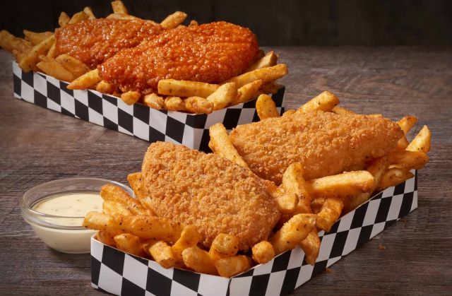 Checkers / Rally's Offers $2 Extra Crispy Chicken Strips & Fries Box
