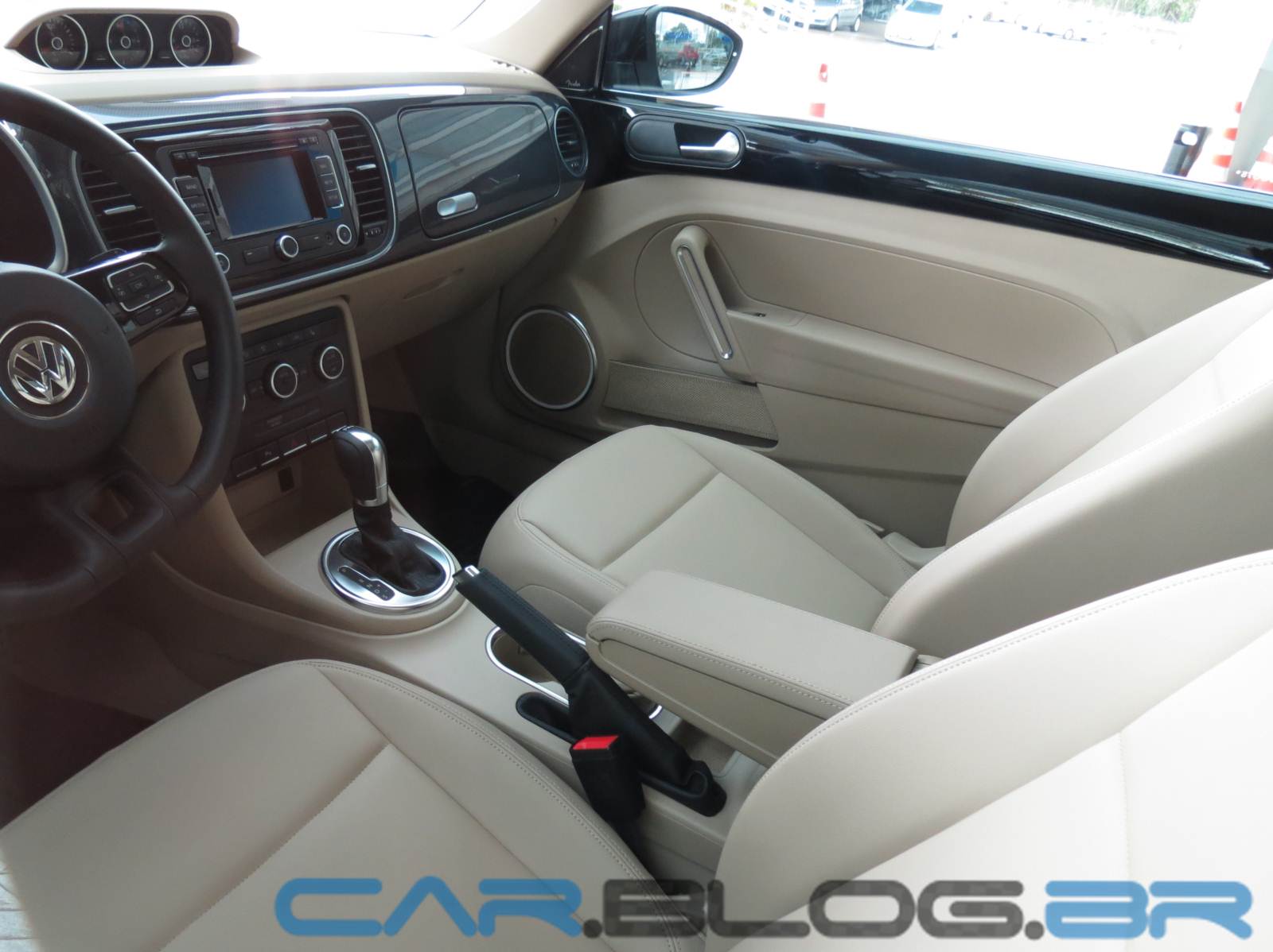 Volkswagen Fusca 2013 Automático: fotos, preço e especificações